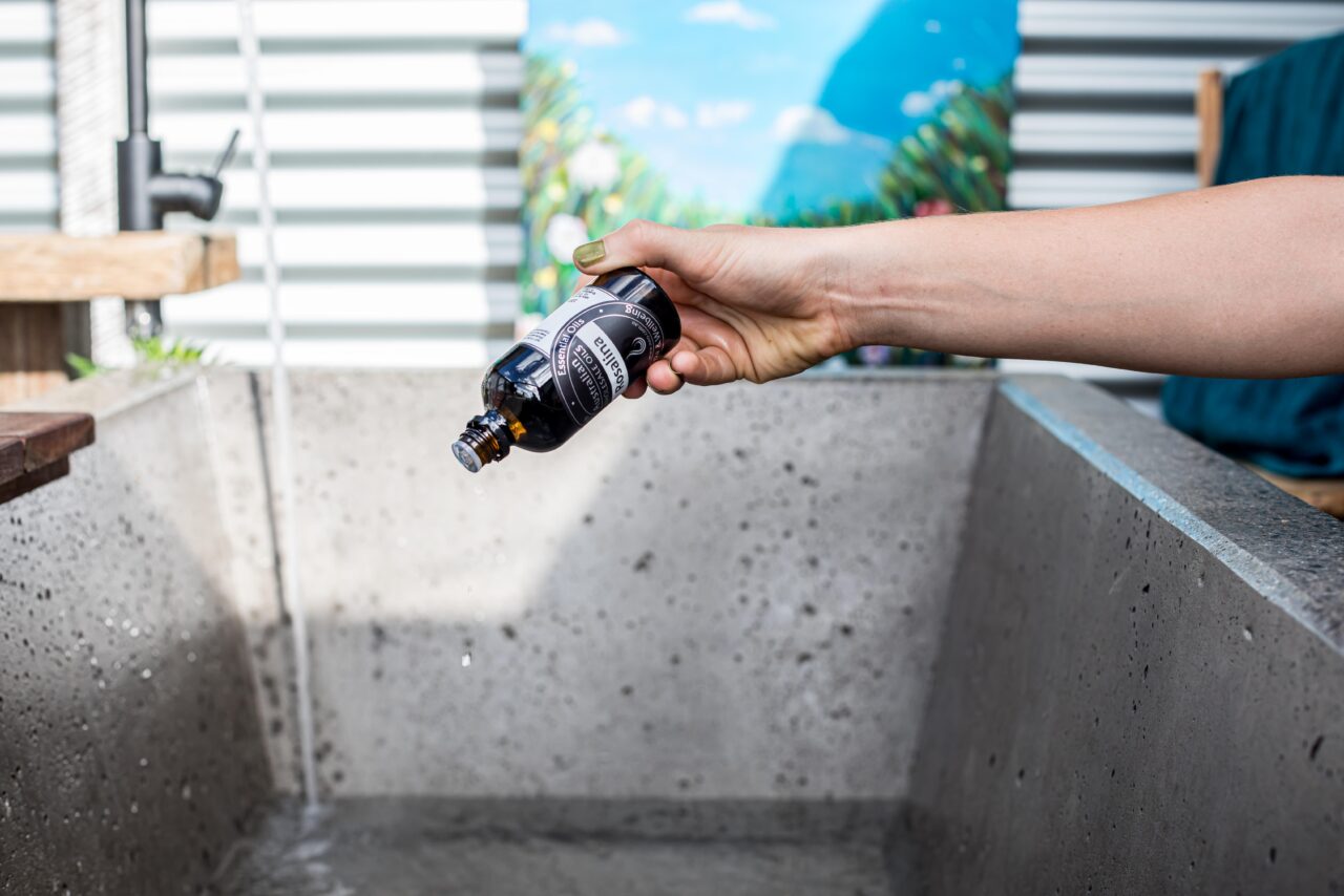 Kin Kin Spring Bathhouses